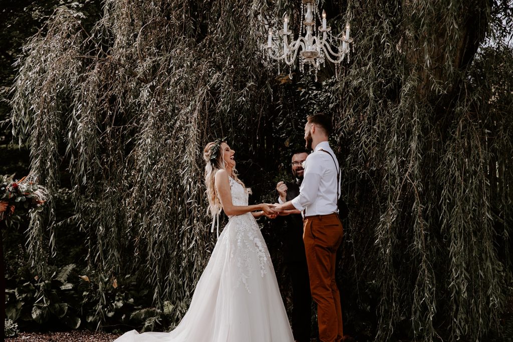 Small Wedding | How to Plan an Intimate Wedding | Mariah Treiber Photo